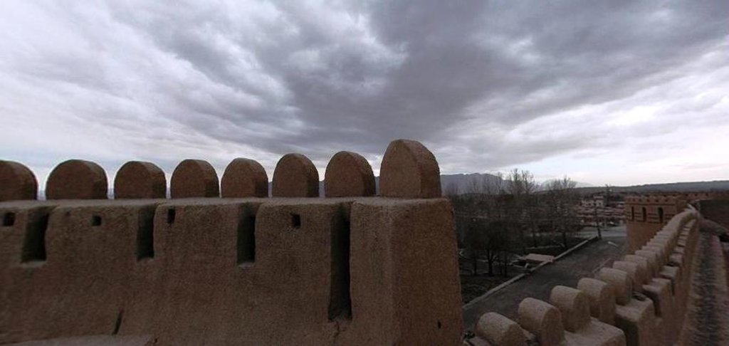 Arg-e Rayen (Rayen Castle)