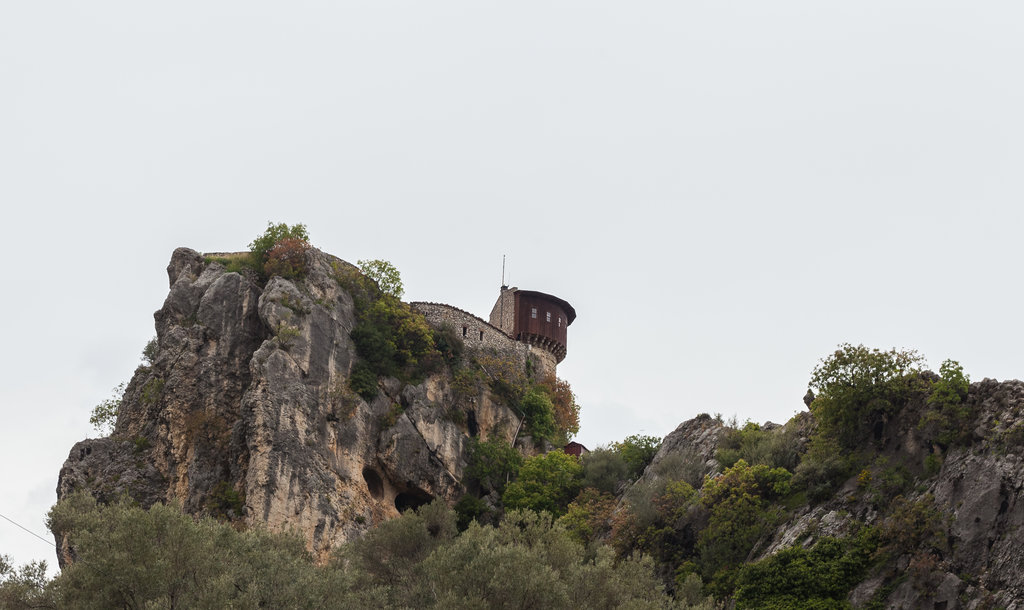 Petrela Castle