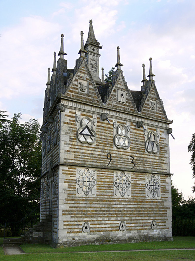 Triangular Lodge